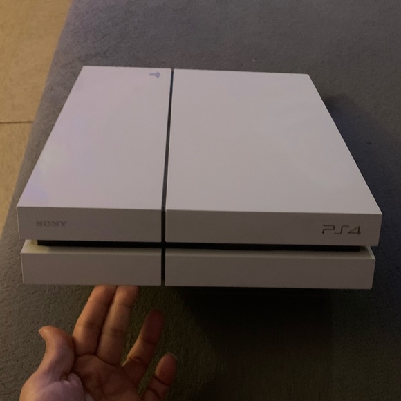 Sony | Video Games & Consoles | Sony Playstation 4 Slim Console White ...